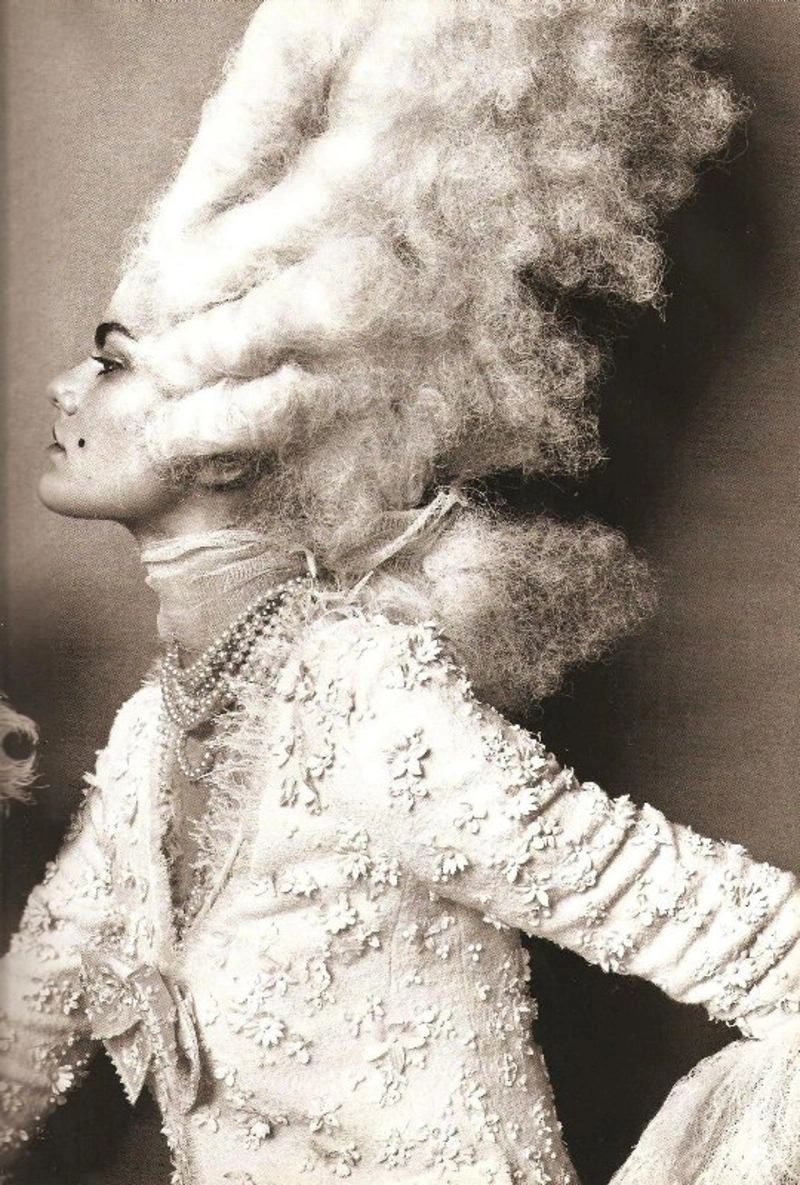 Royal Couture | Haut Fashion